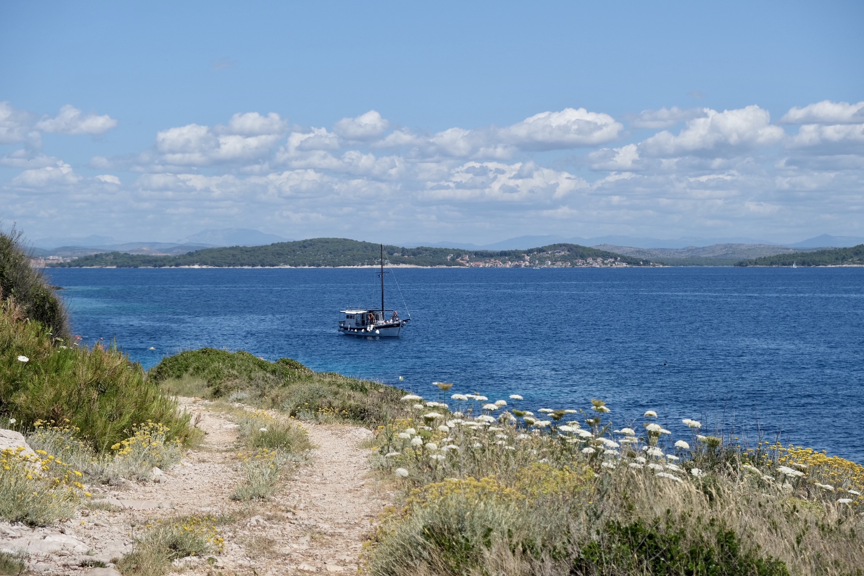 Obonjan - otok za potpuno opuštanje i odmor - Putopis