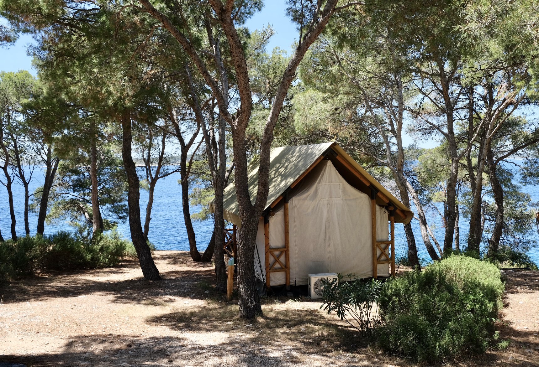 Obonjan - otok za potpuno opuštanje i odmor - Putopis